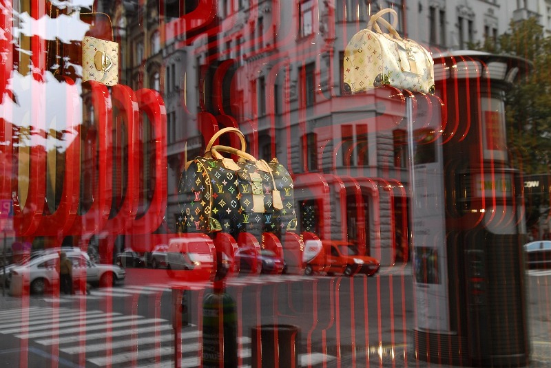 7 Ways to Ensure Luxury Authentication while Shopping